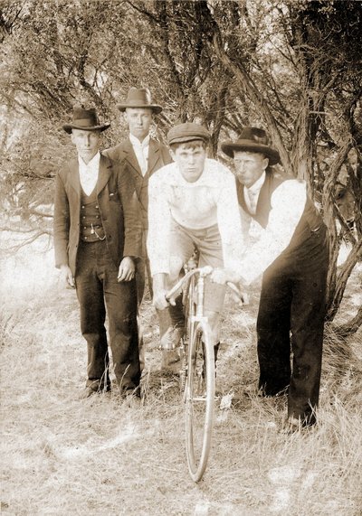 Mulga Bill’s Bicycle by Banjo Paterson | Full Text